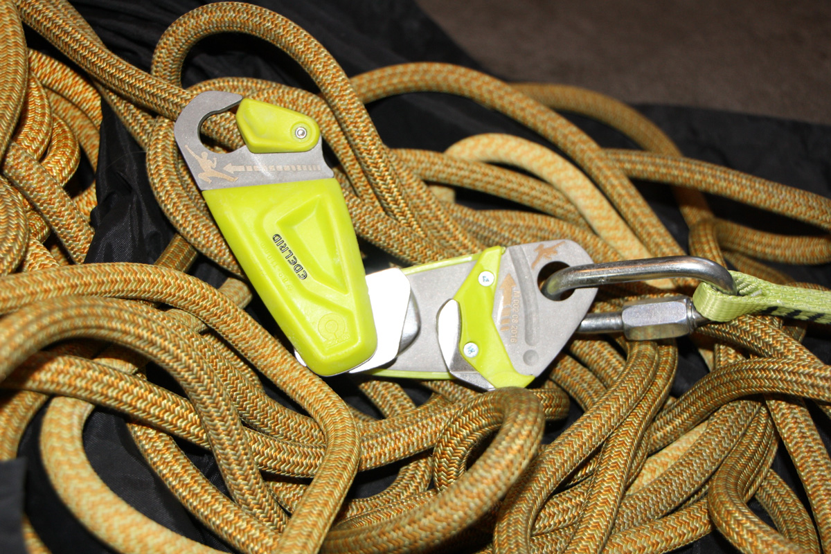 Edelrid Ohm: Das Zusatz-Sicherungsgerät im Test | Bergzeit Magazin