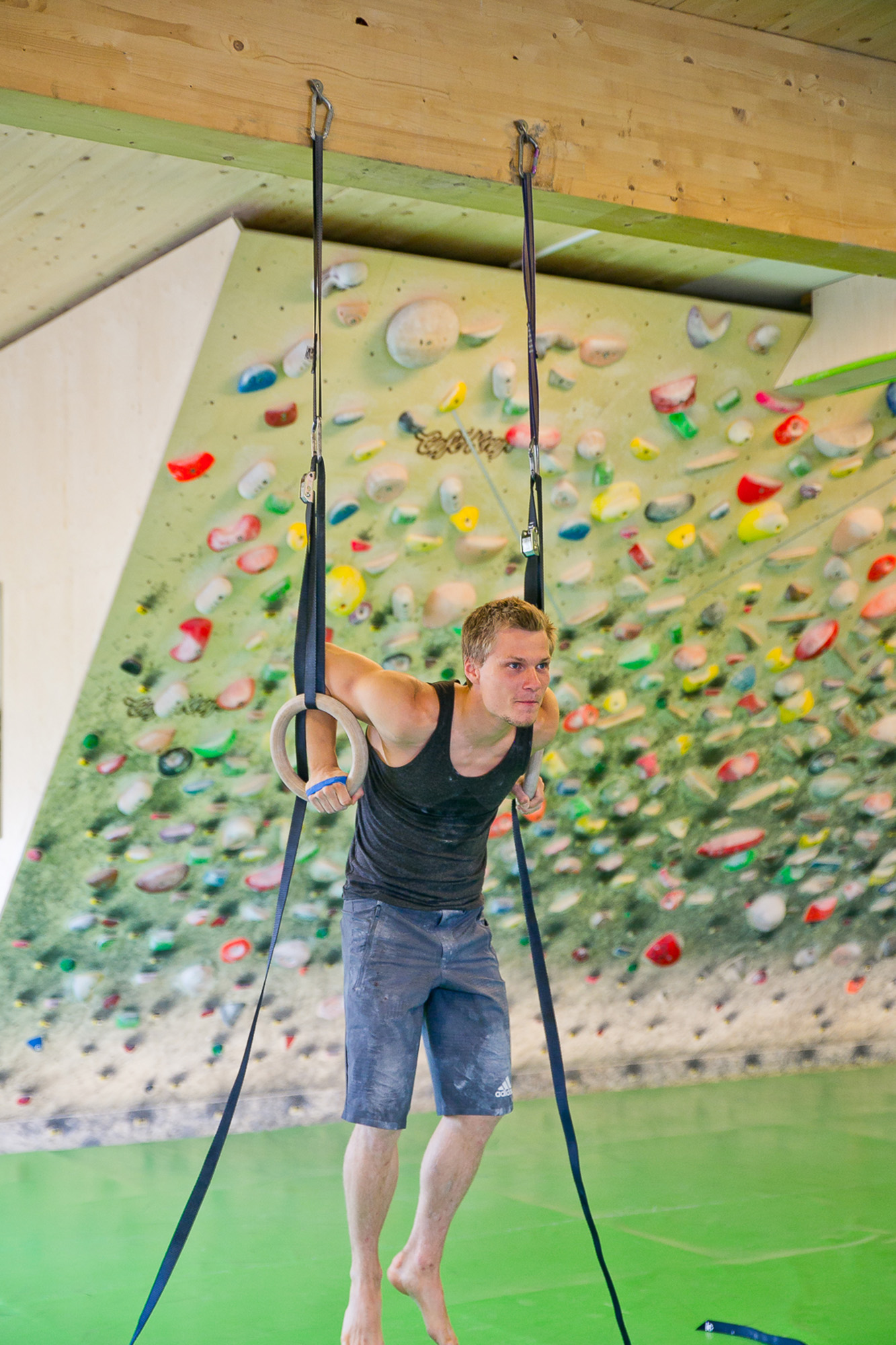 Klettertraining mit Ringen: Übungen für Einsteiger & Fortgeschrittene