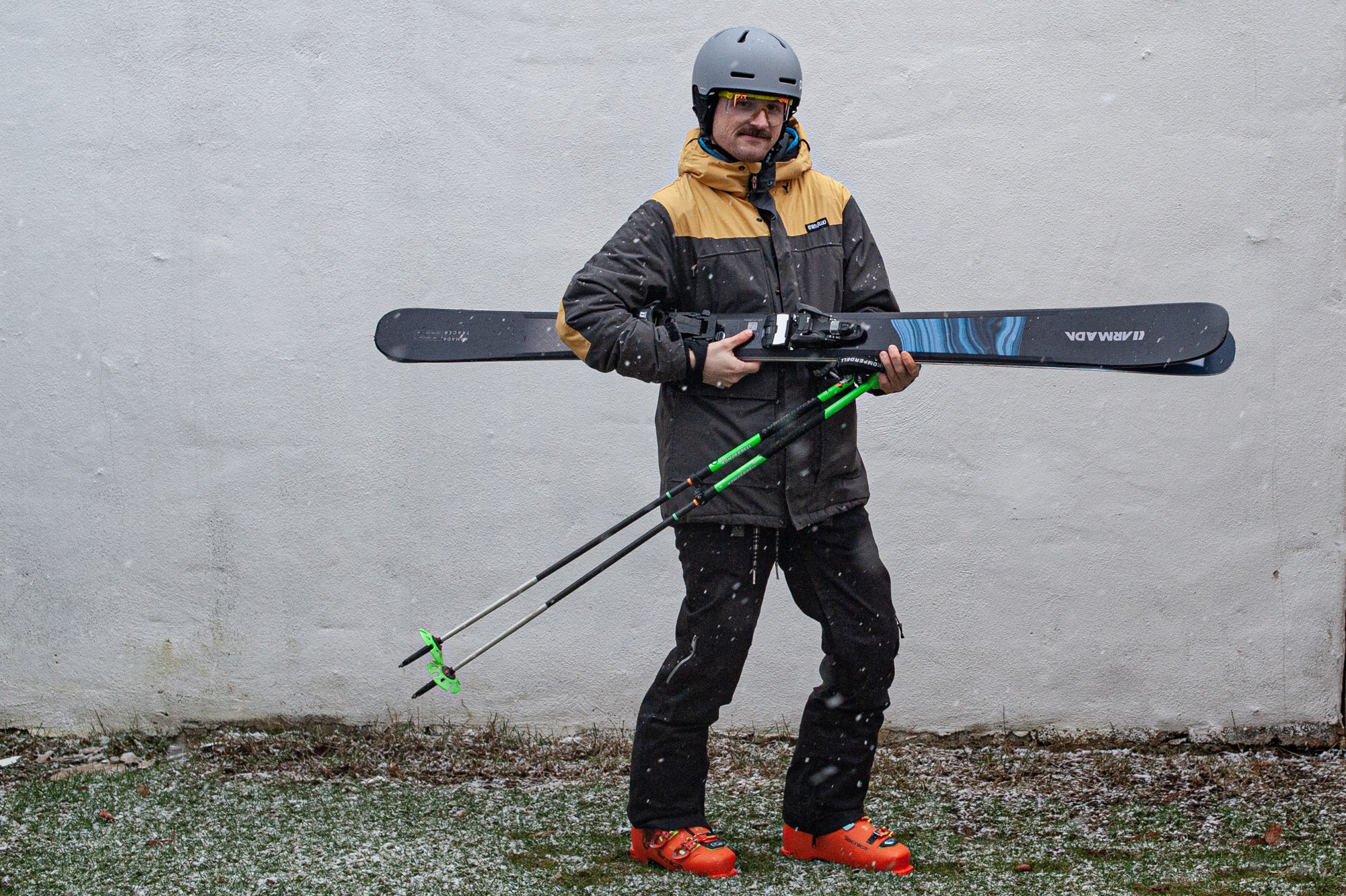 So trägst Du Deine Ski - aber richtig | Bergzeit Magazin